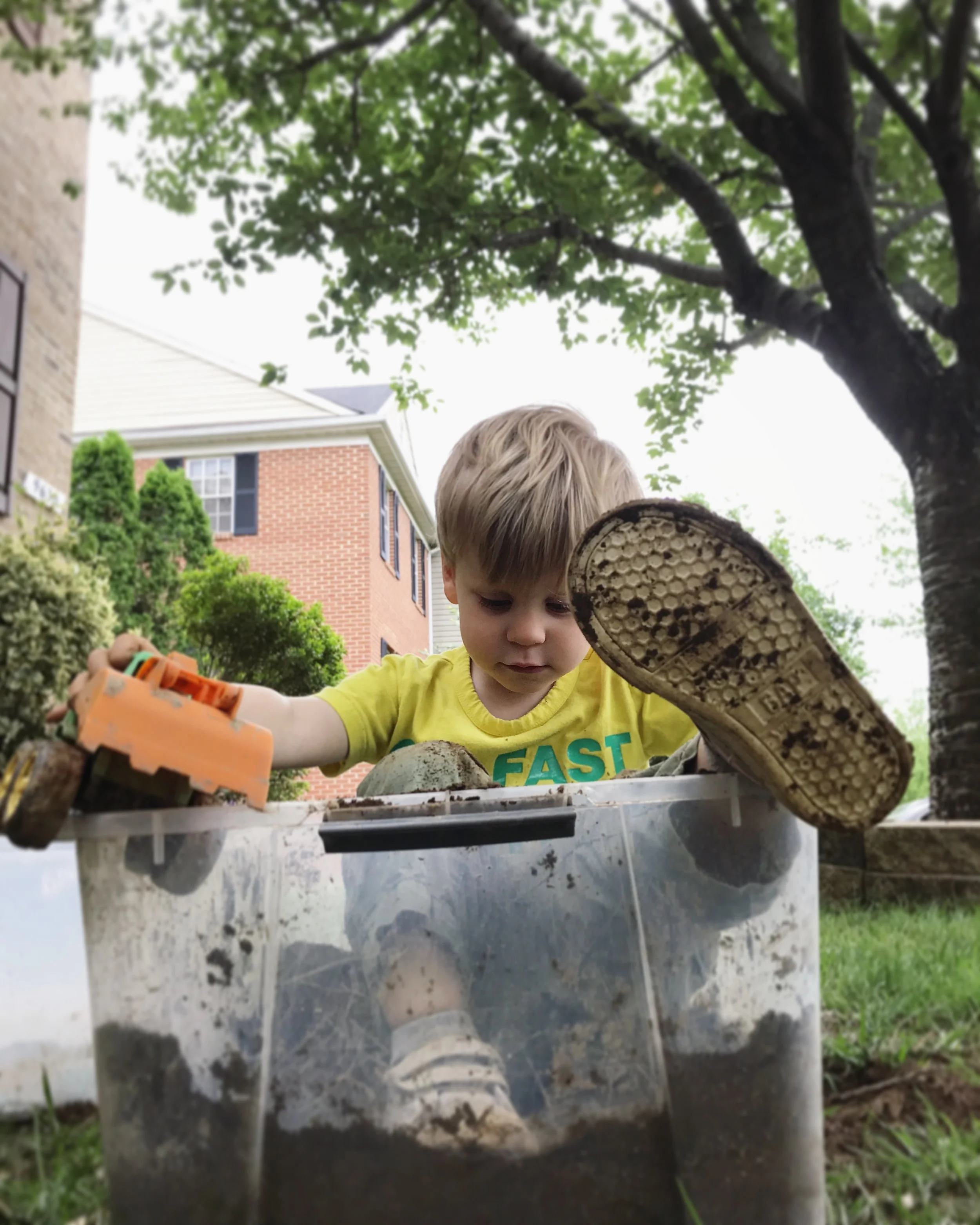 The Awesomeness of Getting Dirty with Dirt Boxes — Orange Mommy + Co.