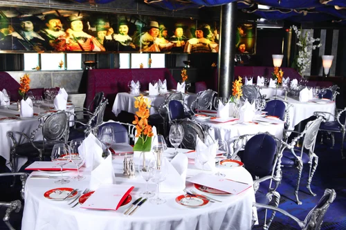 Locations — Le Cirque