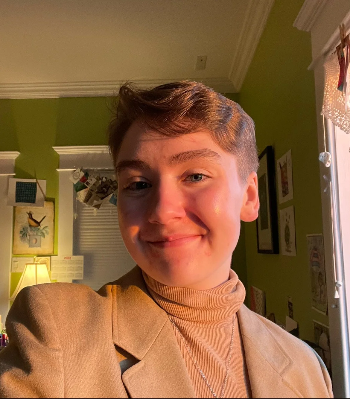 Anna Parsons's Instagram, Twitter & Facebook on IDCrawl