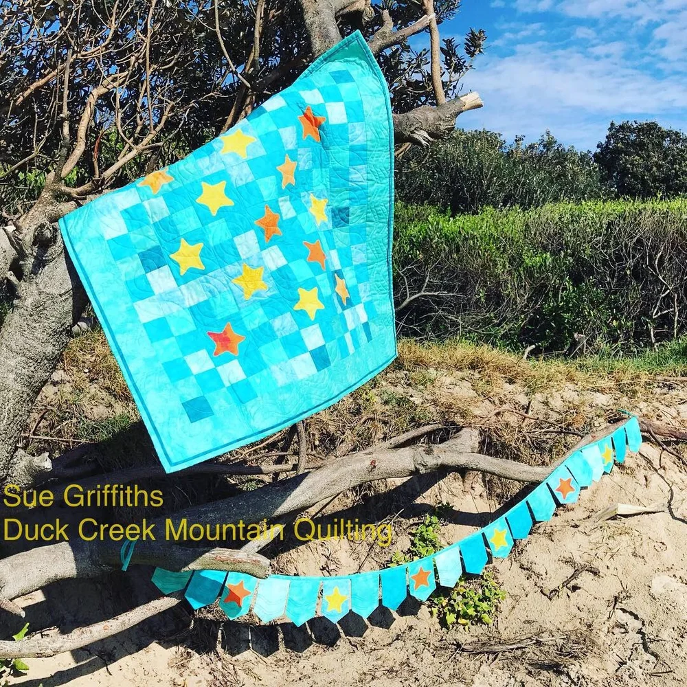 Baby Starfish Quilt (Angel's Beach series) — Duck Creek Mountain Quilting
