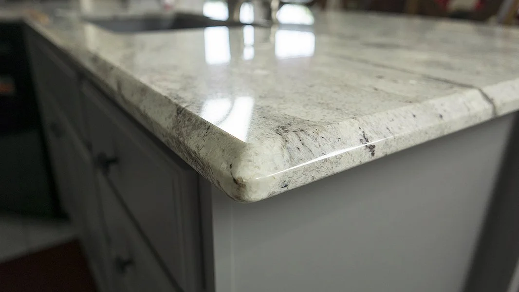 How to Choose a Countertop Edge that Matches Your Style