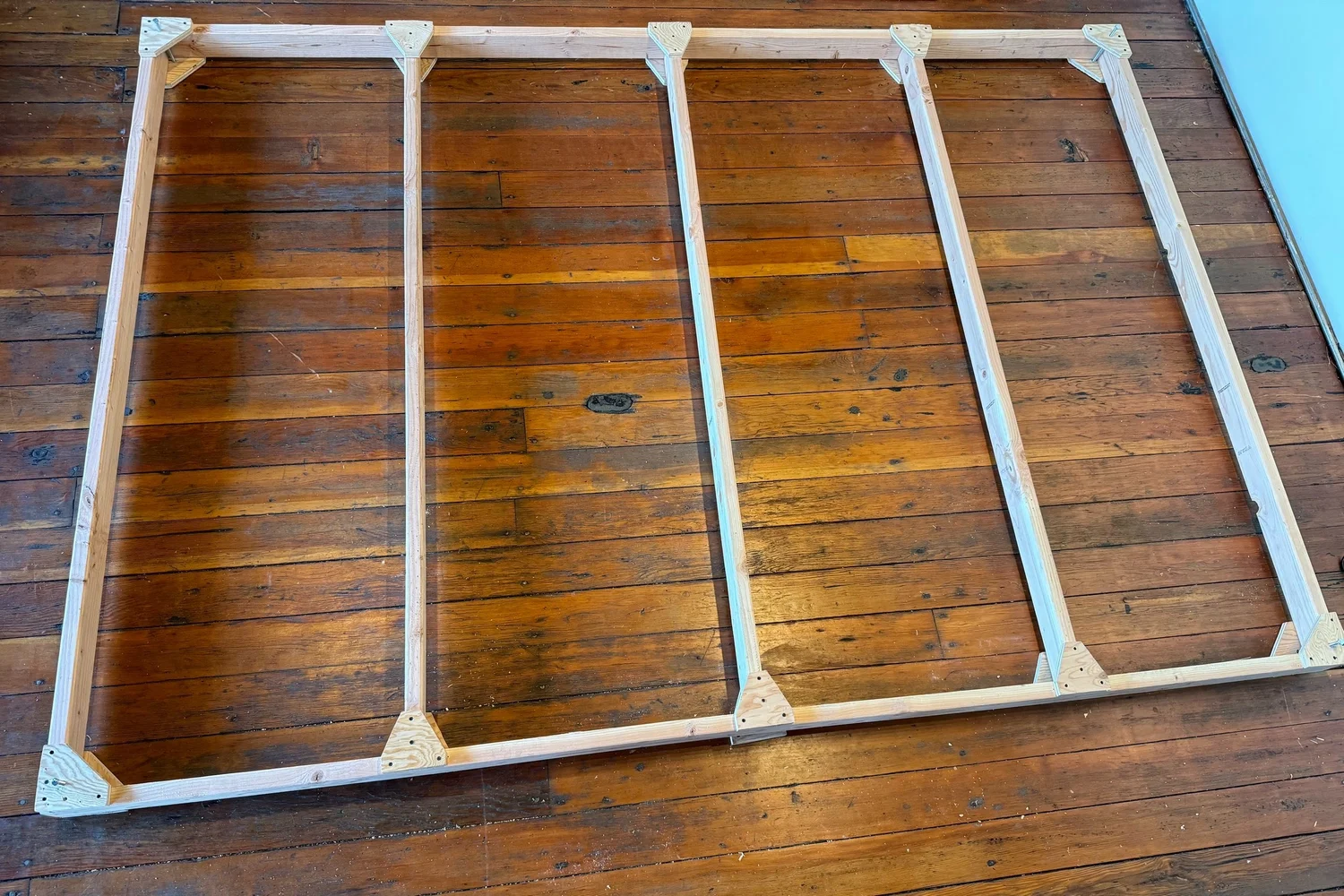 Wooden Frame — Maslow