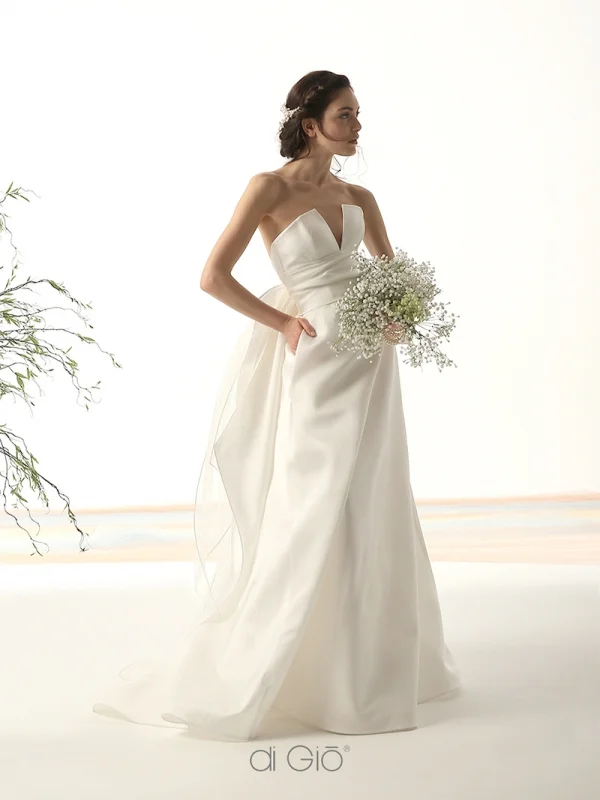 Joan Gilbert Bride| Exclusive Le Spose DiGio Bridal Boutique