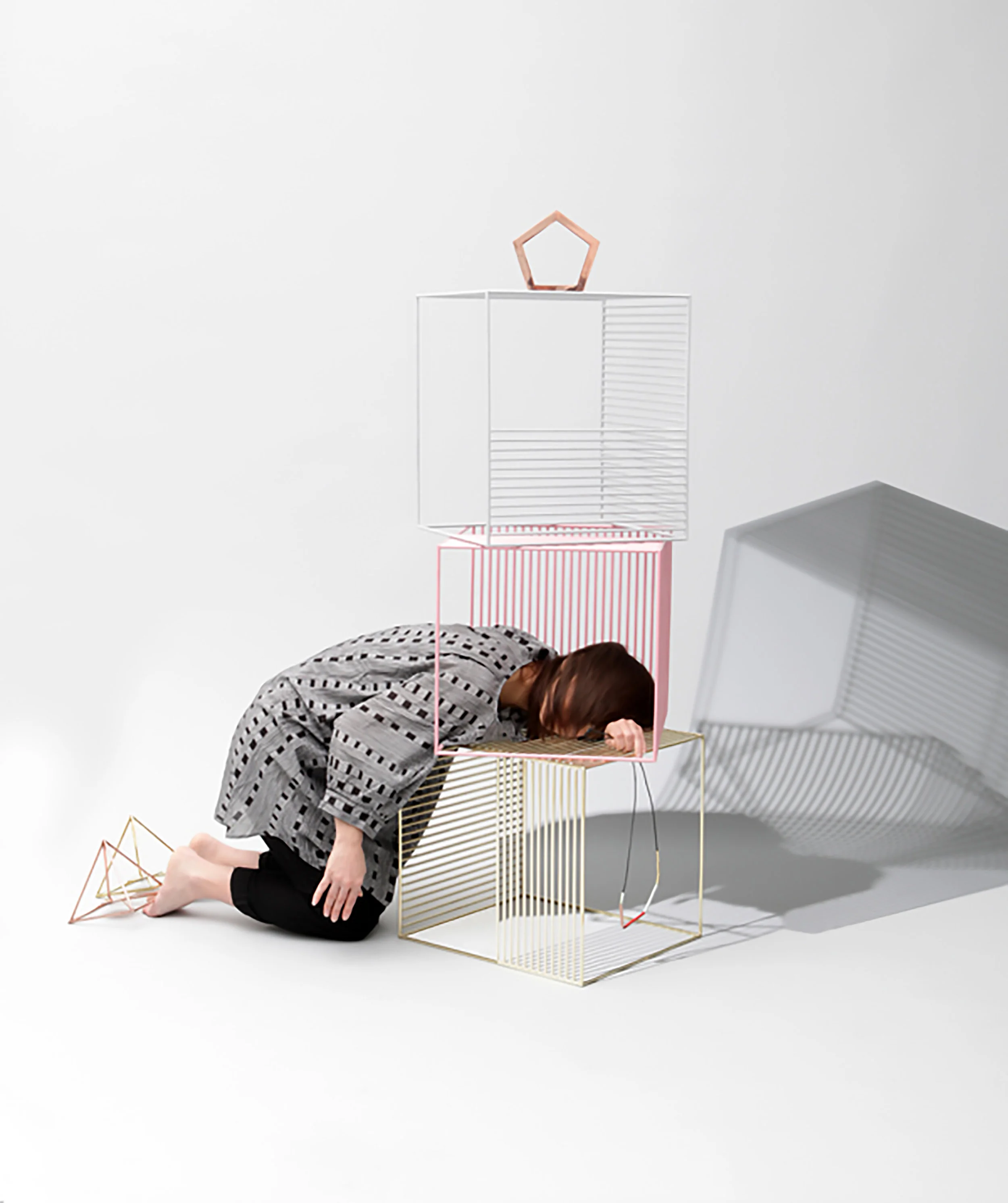 Wire Side Table — IACOLI