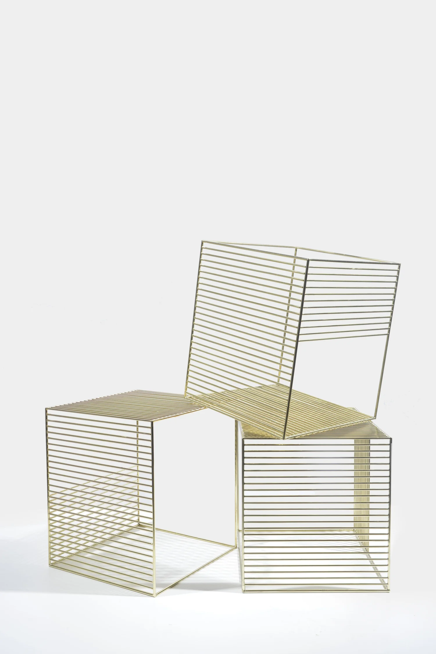 Wire Side Table — IACOLI