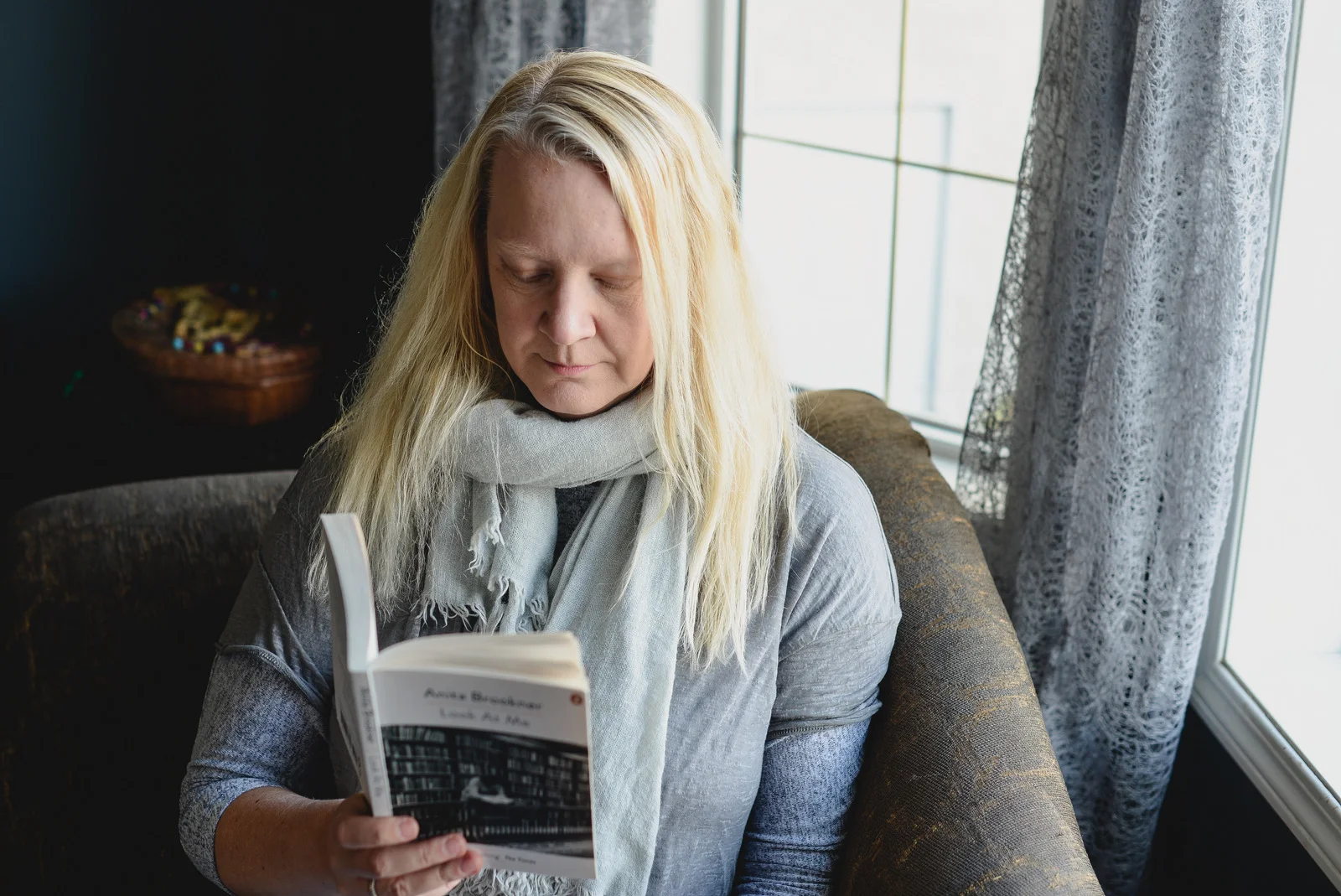 Portraits of Ordinary Women — Transactions with Beauty