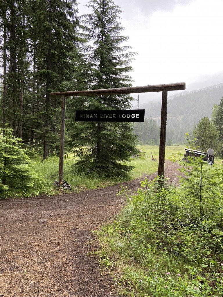 Minam River Lodge — SEE and EAT