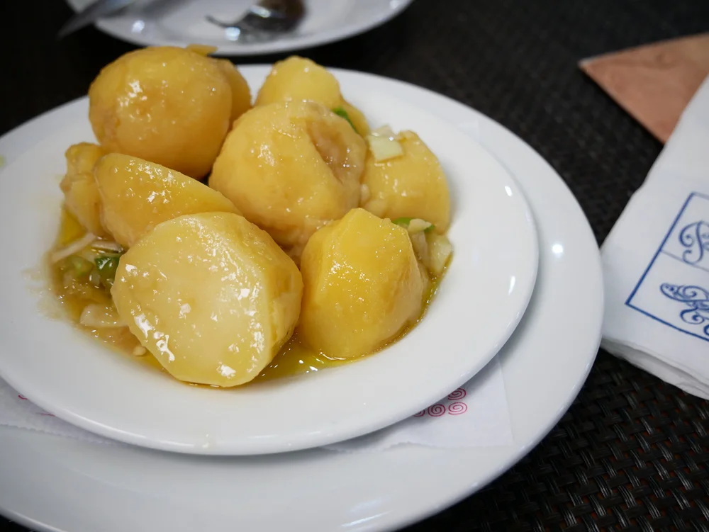 Bodeguita Romero, the best Pringá and Papas Aliñás of Sevilla? — Pickle ...