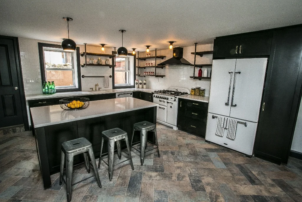 Manhattan Avenue — AKT Designs LLC