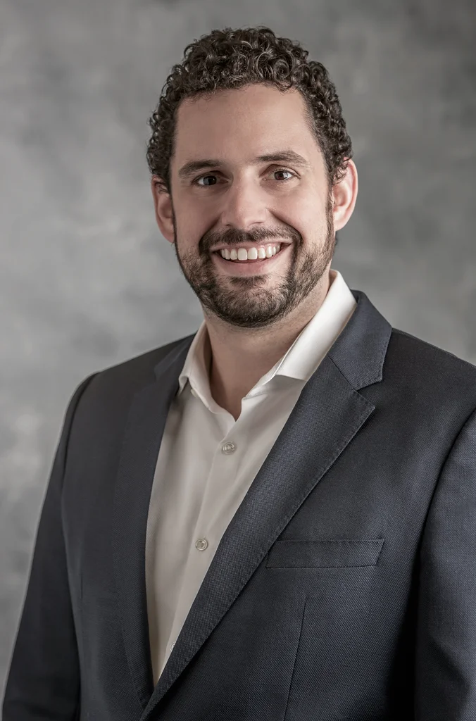 Our Team — Structured Development