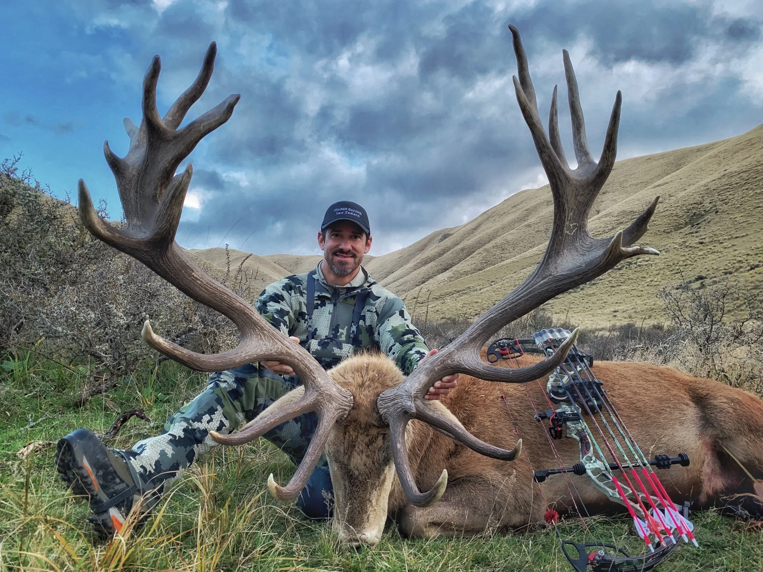 Woodbury Safari Lodge | Fraser Safaris New Zealand Red Stag - Tahr ...