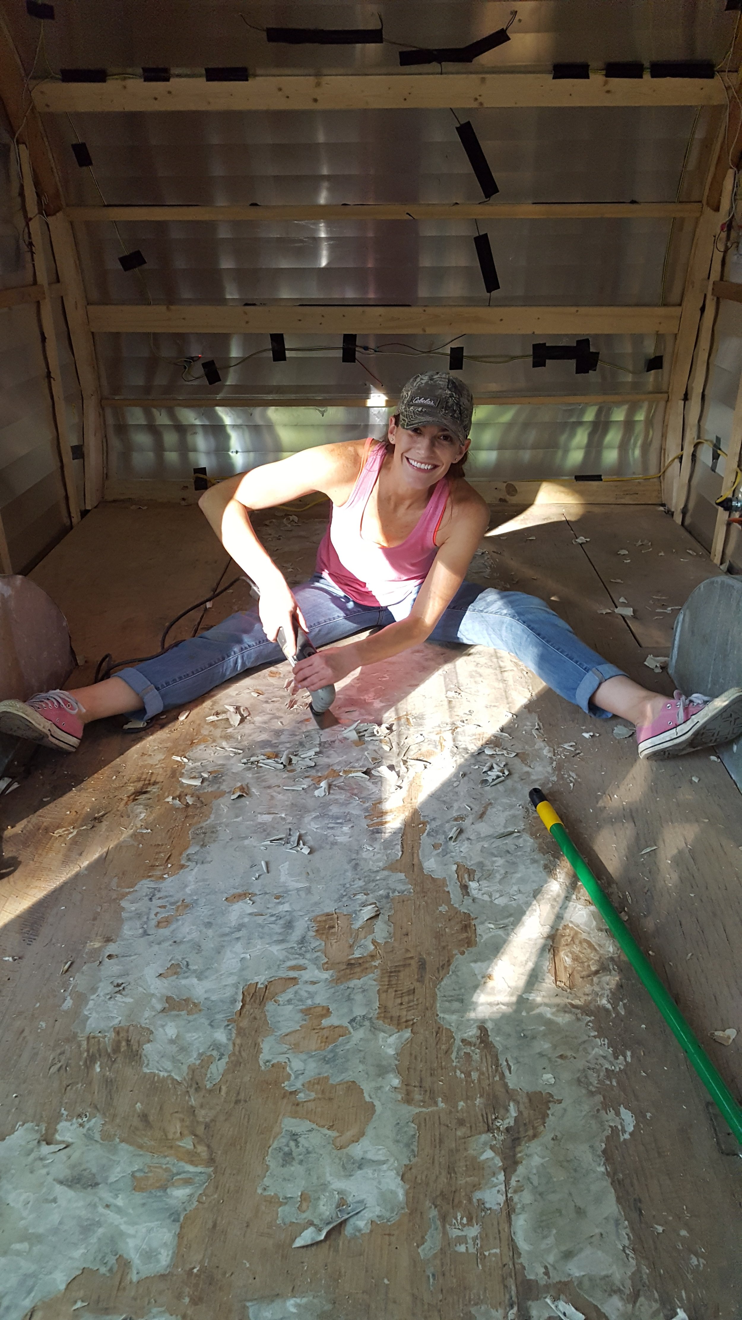 MEET TANYA — TRAILER FLASH PHOTO BOOTH