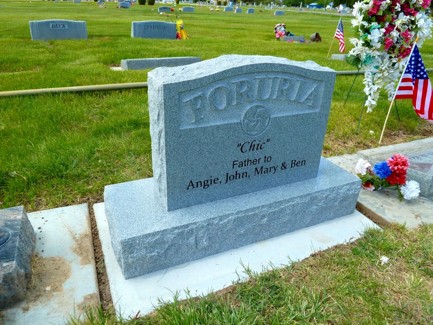 Headstones & Memorials — Rockitecture