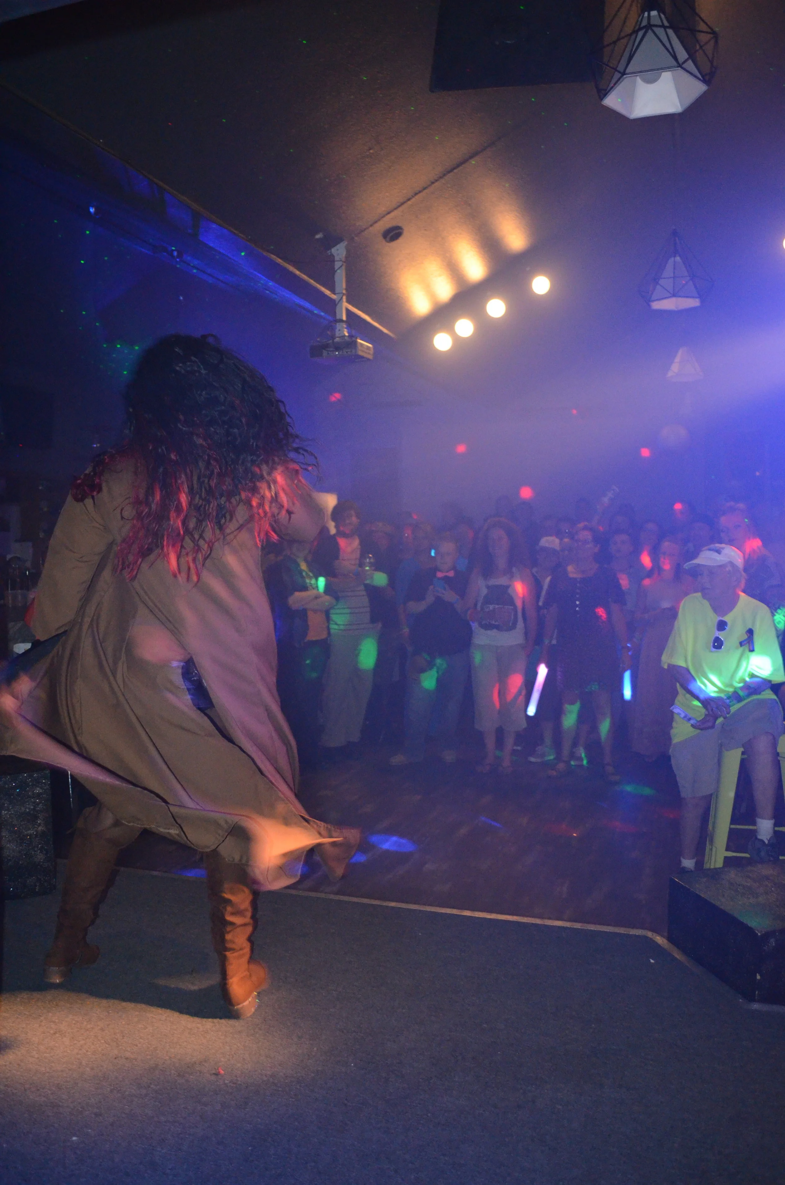 Photos - R Bar