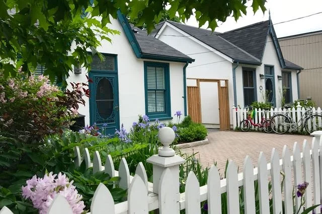 The Worker’s Cottages of Cabbagetown — Envision Realty Inc