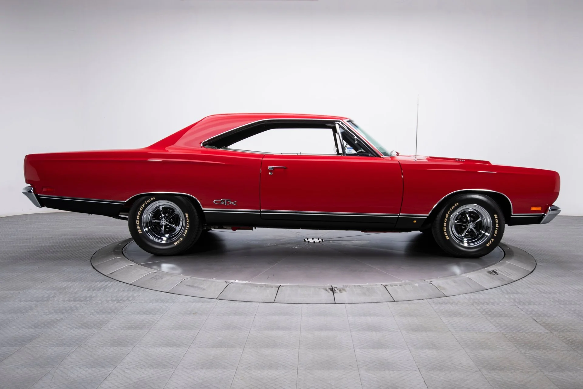 SOLD - 1969 Plymouth GTX, 440, 4-Speed, Dana 60 - fresh Resto, MCACN ...