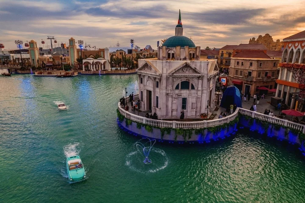 BOULEVARD WORLD — Nvision Studios