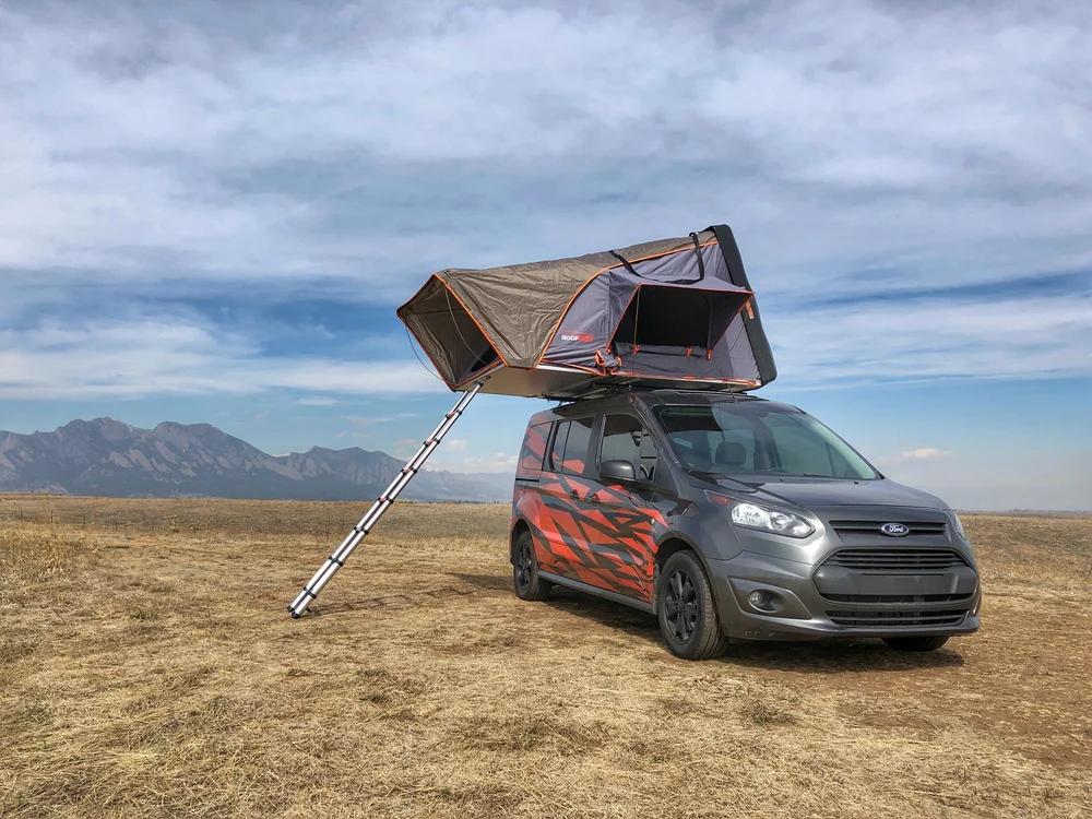 Camper Van Has Pop-top Roof For Extra Sleeping Space Curbed | atelier ...