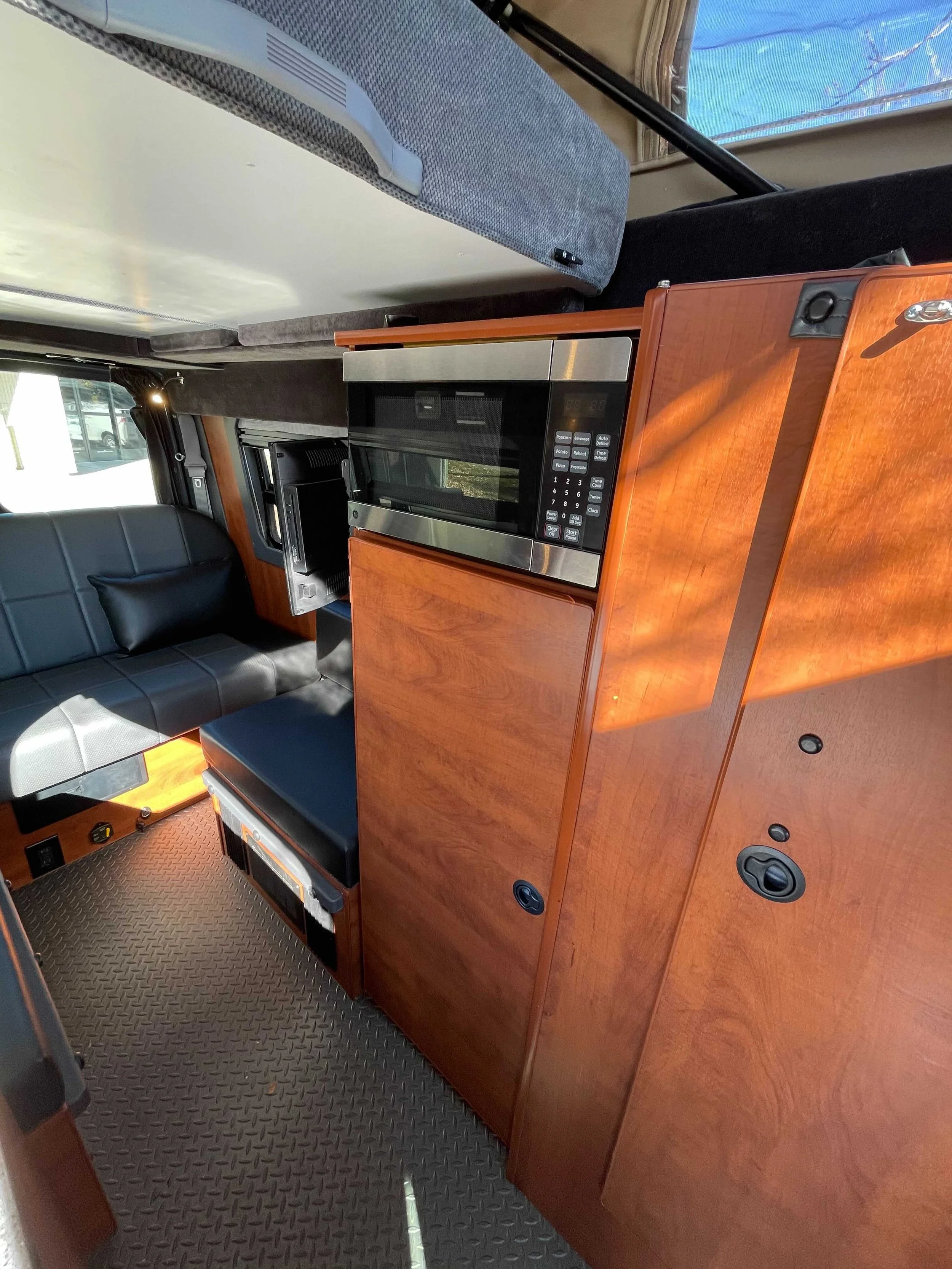 For Sale - 2014 Sportsmobile 144" Sprinter pop-top campervan — Custom ...