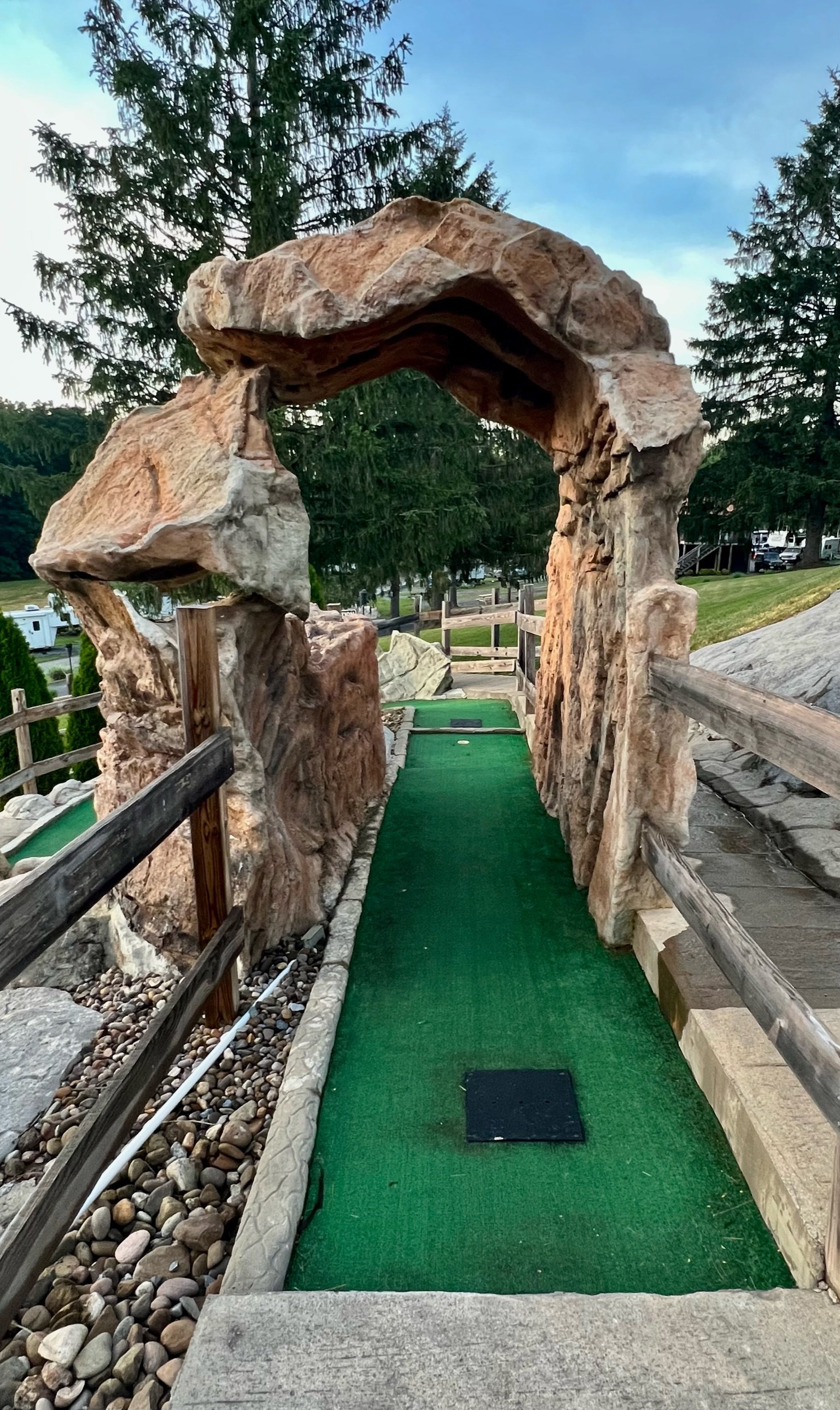 Mini Golf — Brushcreek Falls Resort