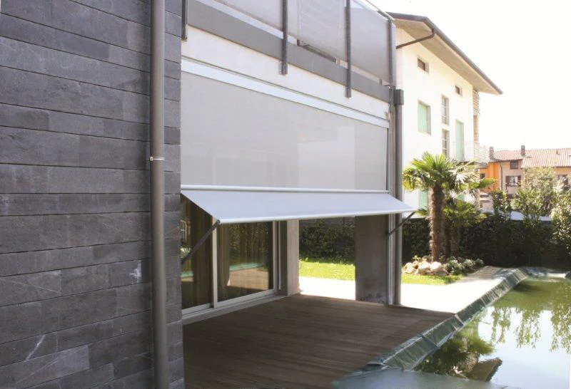 Solskjerming ute - vinduer, hagestuer, balkonger, terrasser — WEBA