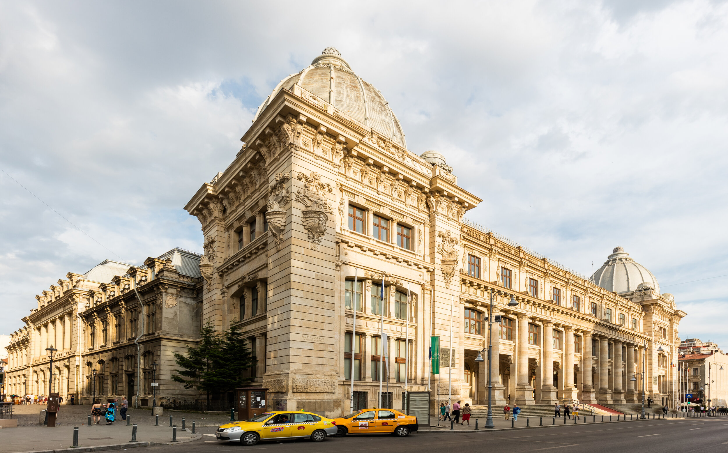 Top 5 things to do in Bucharest