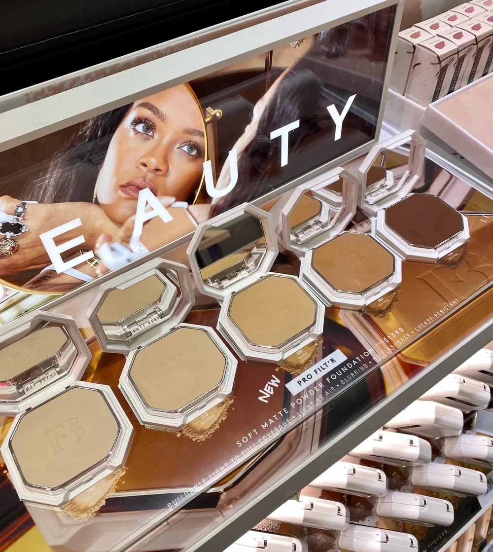 Fenty Beauty Pro Filt’r Soft Matte Powder Foundation Swatches of all ...