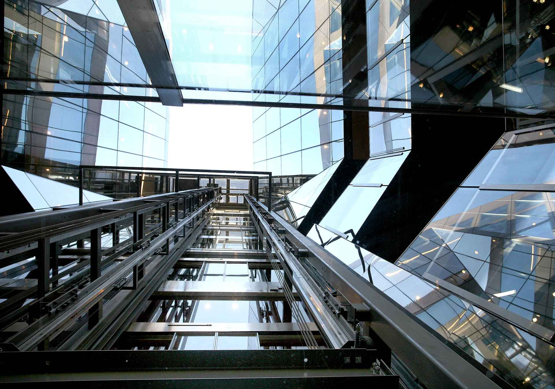 Innovation Laser & Lifts