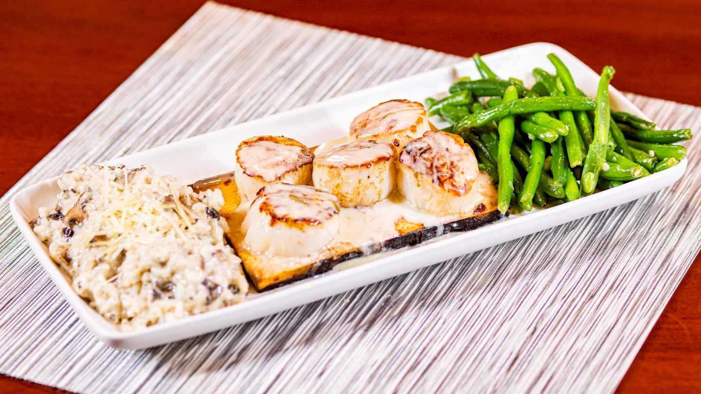 Hot Tuna | Virginia Beach Seafood