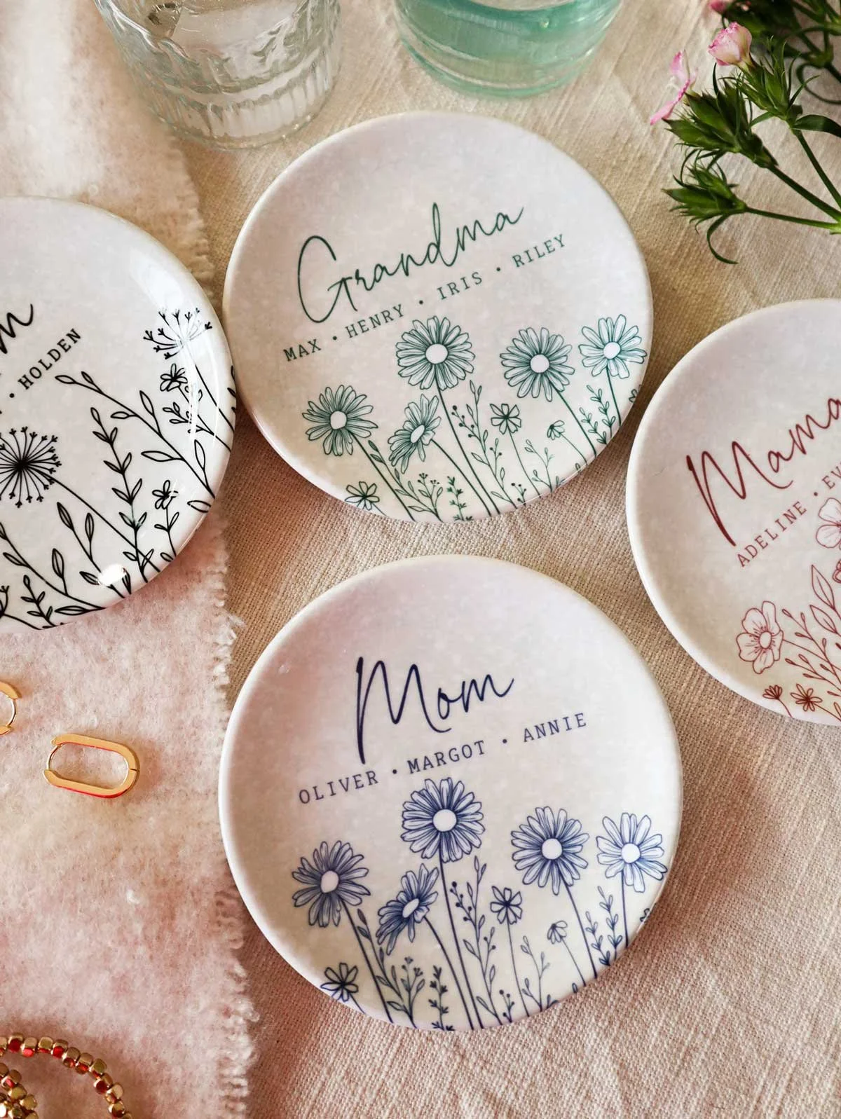 10 Popular Mother's Day Gifts Mom's and Grandma's Will Love - Happy ...