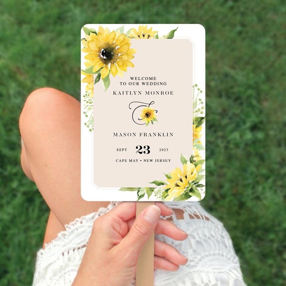 21 Sunflower Wedding Theme Ideas You'll Love | Yellow Wedding Scheme