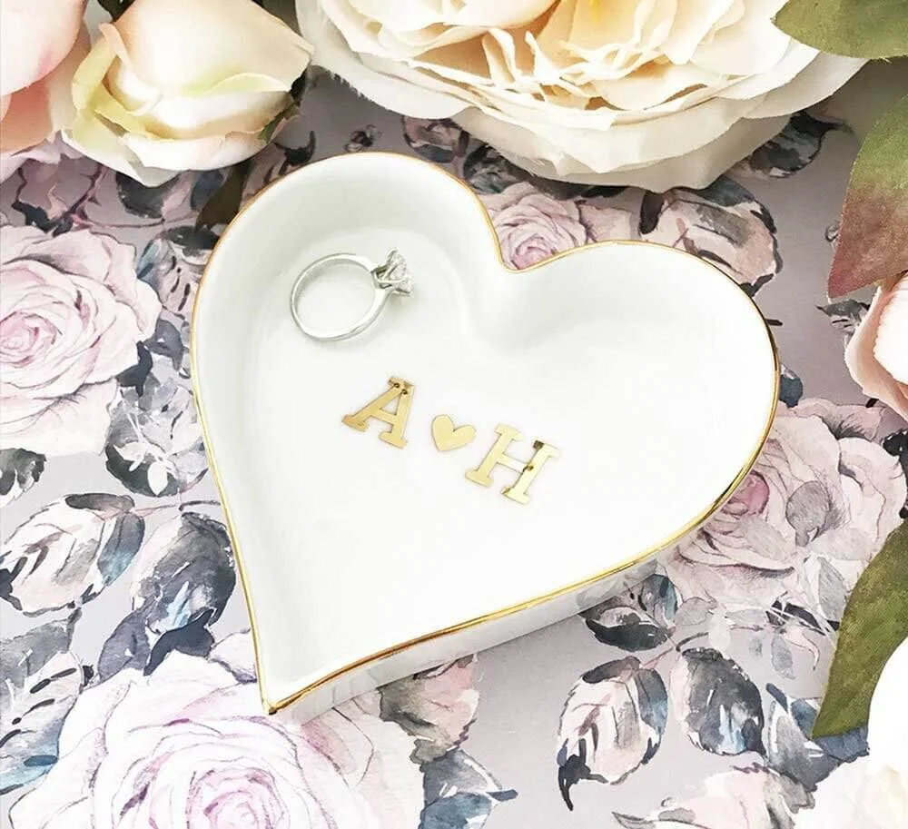 18 Exciting Engagement Announcements, Party Ideas and Decor | You Got ...