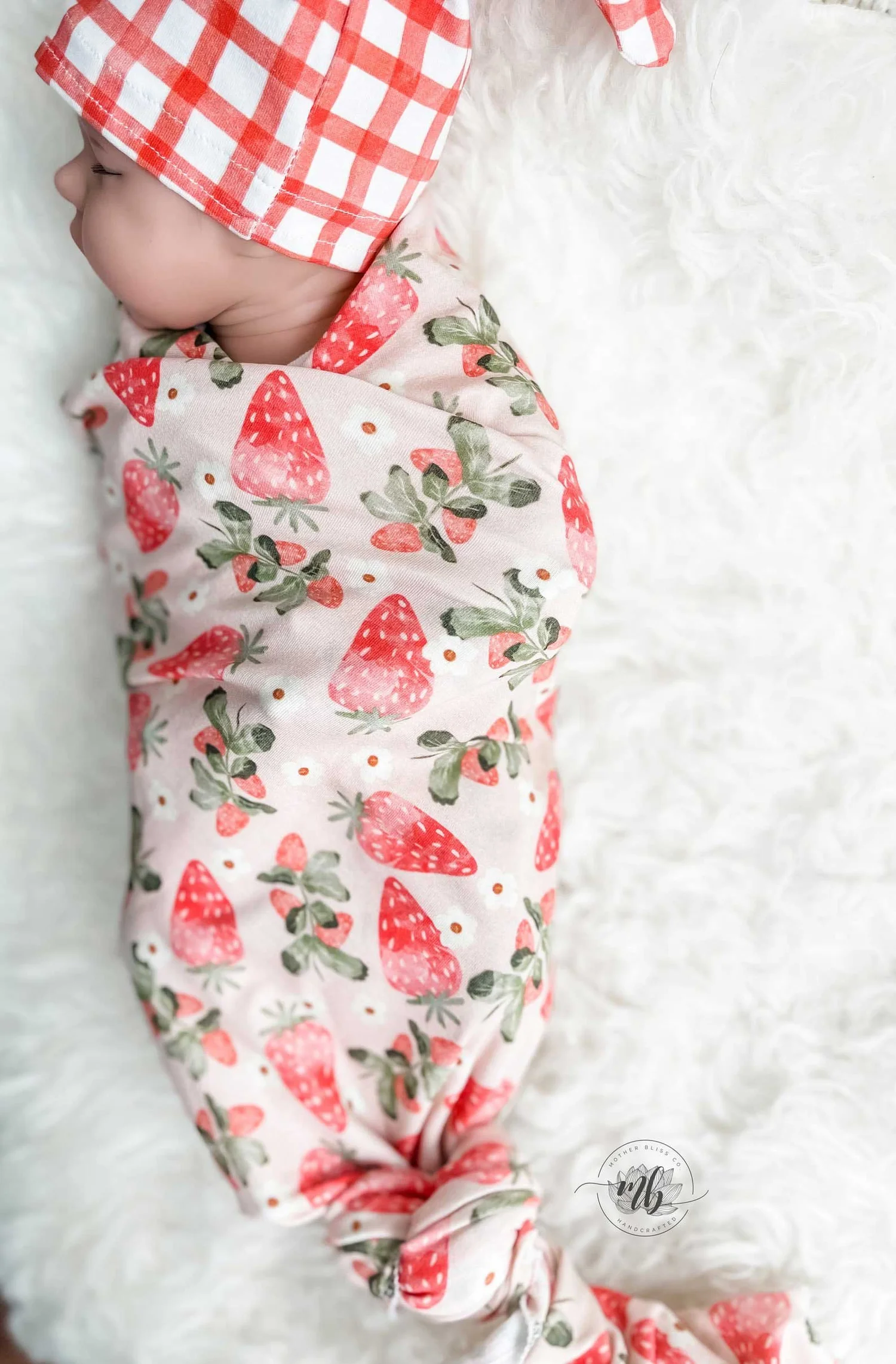 17 Berry Sweet Baby Shower Ideas You’ll Love / Summer Strawberry Baby ...
