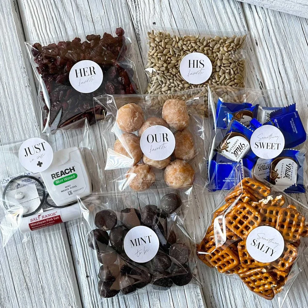 What to Put in Wedding Hotel Welcome Bags? Ideas and Checklist