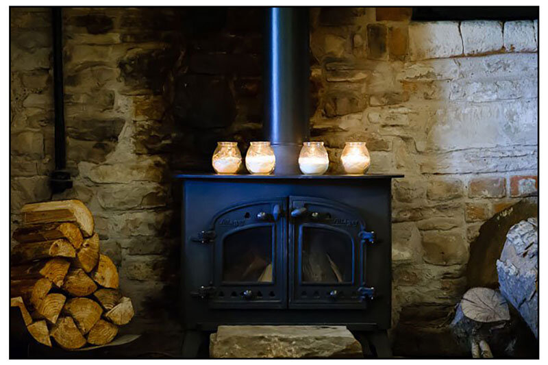 Wedding Venues Bristol | Unique Barn Weddings — Folly Farm