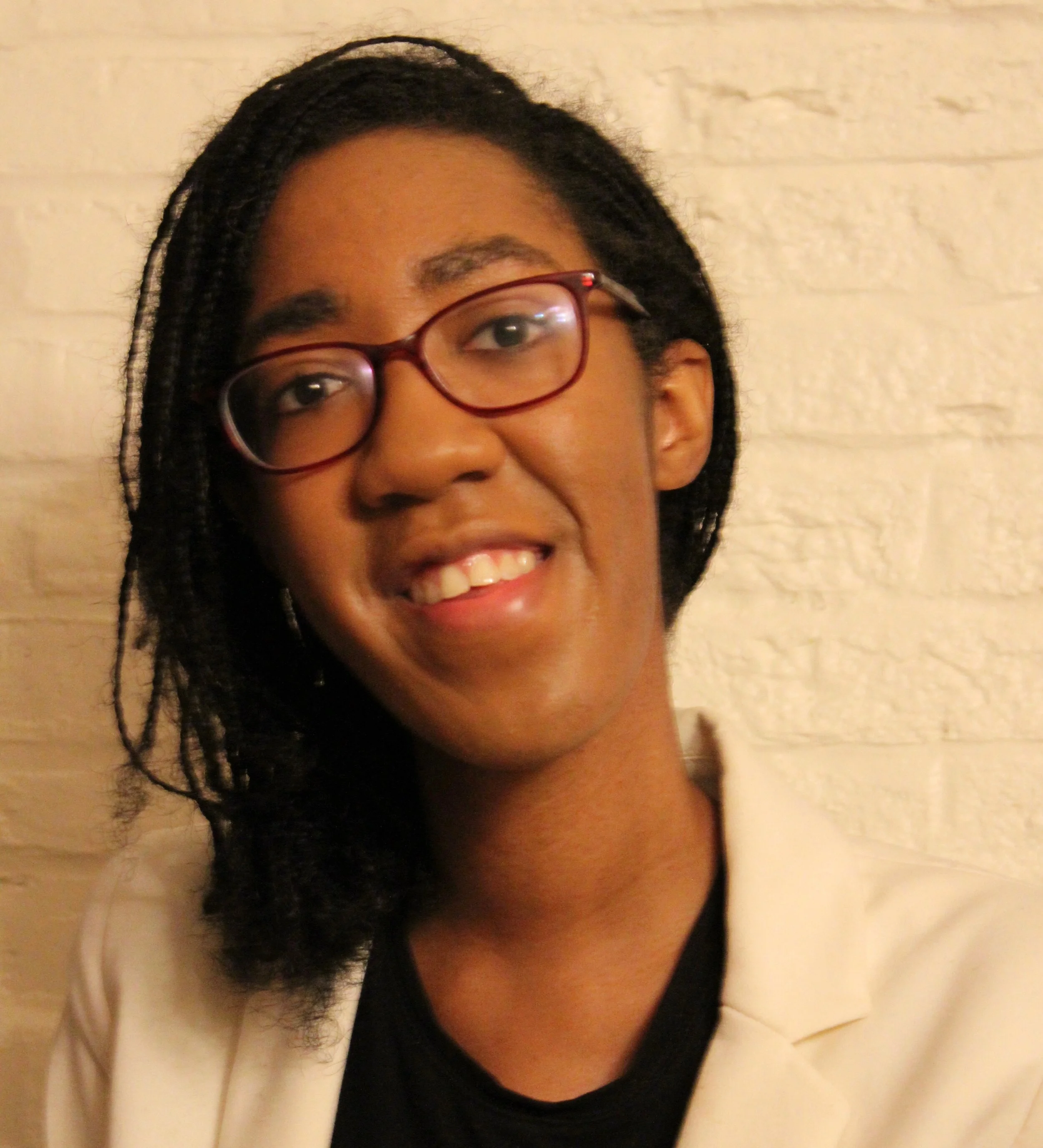 Adrienne Beckham | Freelance Writer. Auditory Adventurer.
