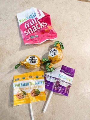 The Master List of the Best Non-toxic & Organic Halloween Candy Brands ...