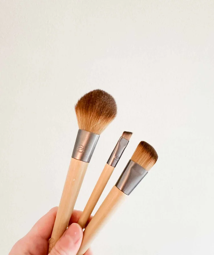 The Top Eco-friendly Makeup Brushes Made with Sustainable Materials ...