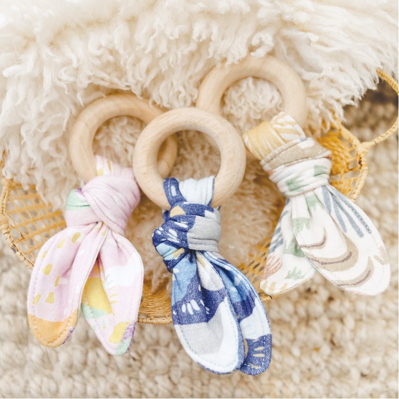 20+ Best Organic Clothes & Eco-friendly Toys for Baby Gifts — The ...
