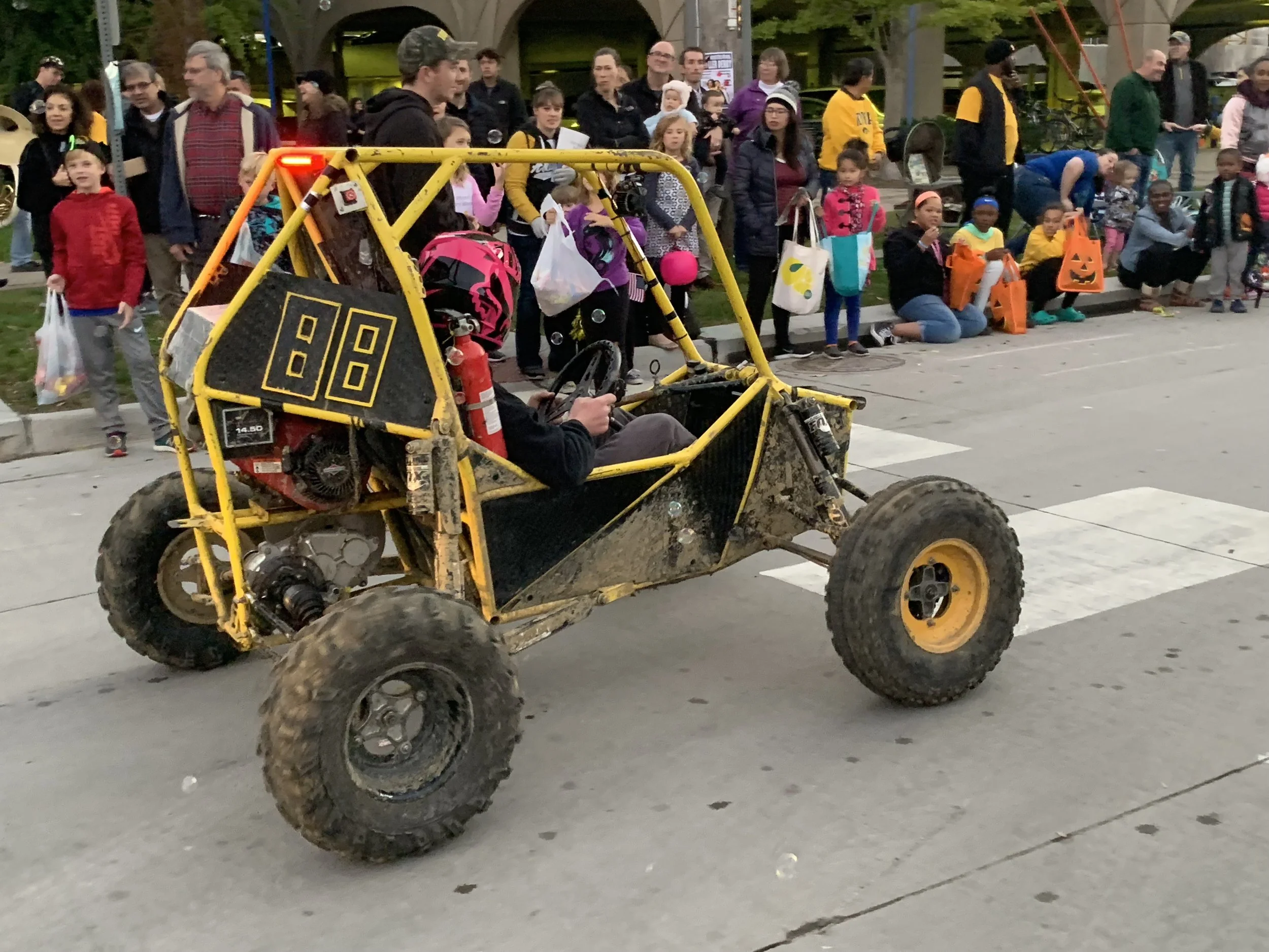 Baja NOW: Baja @ UI Homecoming Parade — Iowa Baja Racing