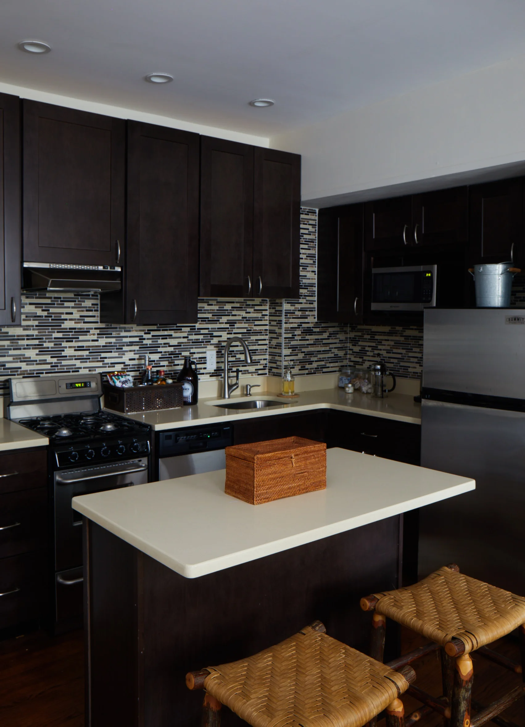 The Half Pint — Wm. Farmer & Sons