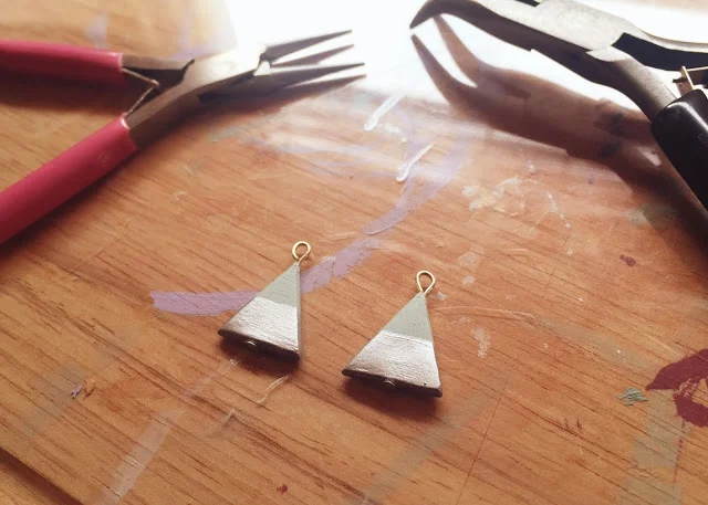 DIY // EASY TRIANGLE EARRINGS — ISOSCELLA