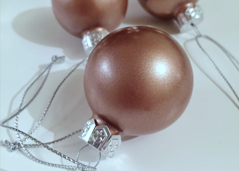 7 DAYS OF BLOGMAS // DAY 1: REPURPOSED COPPER BAUBLES — ISOSCELLA