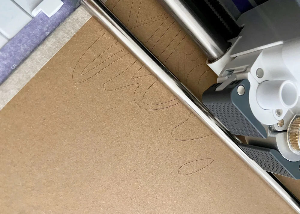 DIY Wood Cake Topper — ISOSCELLA