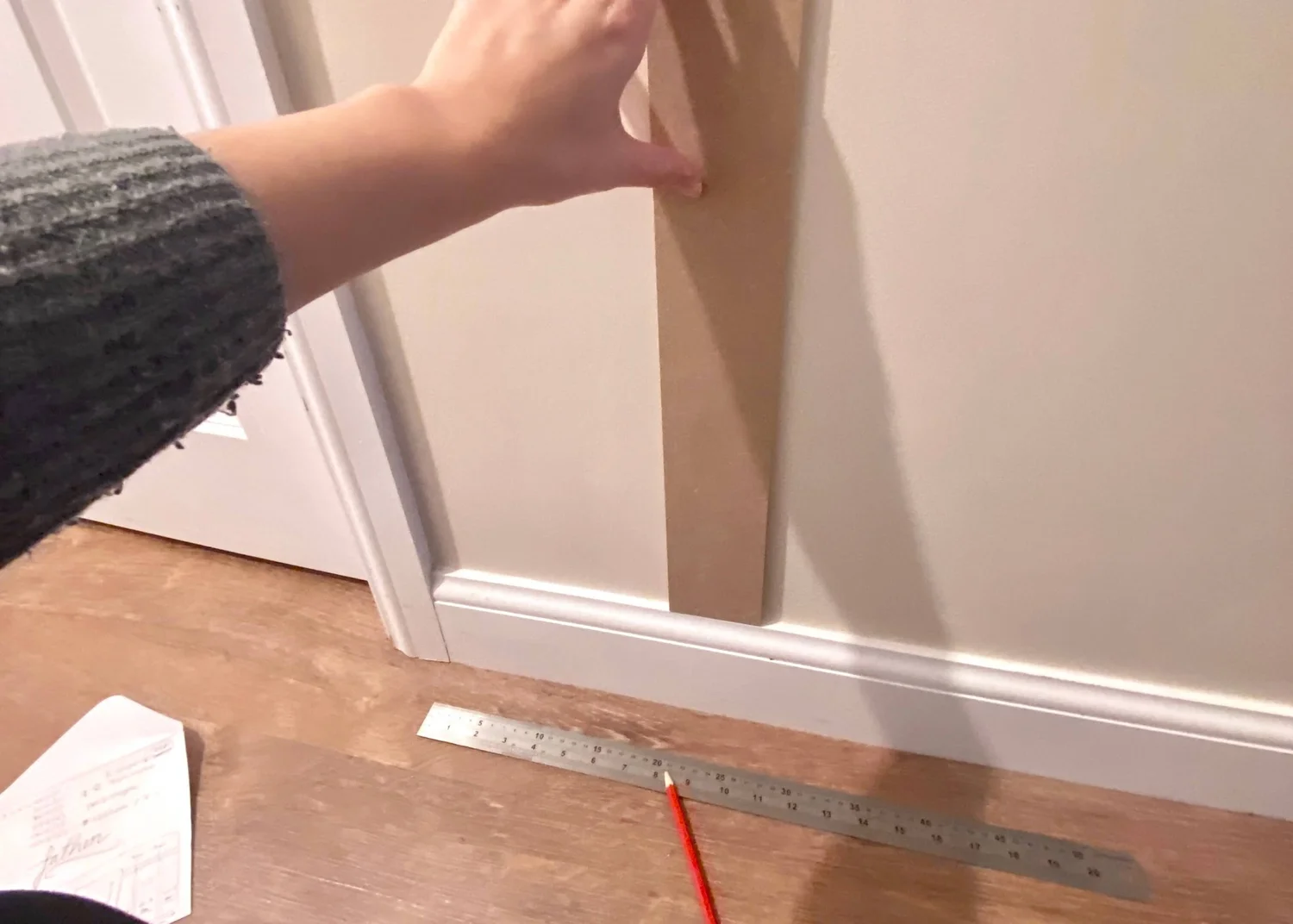 Hallway Wall Panelling + Shelf — ISOSCELLA