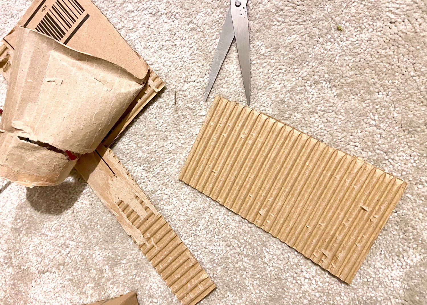 Corrugated Cardboard Bauble Upcycle — ISOSCELLA