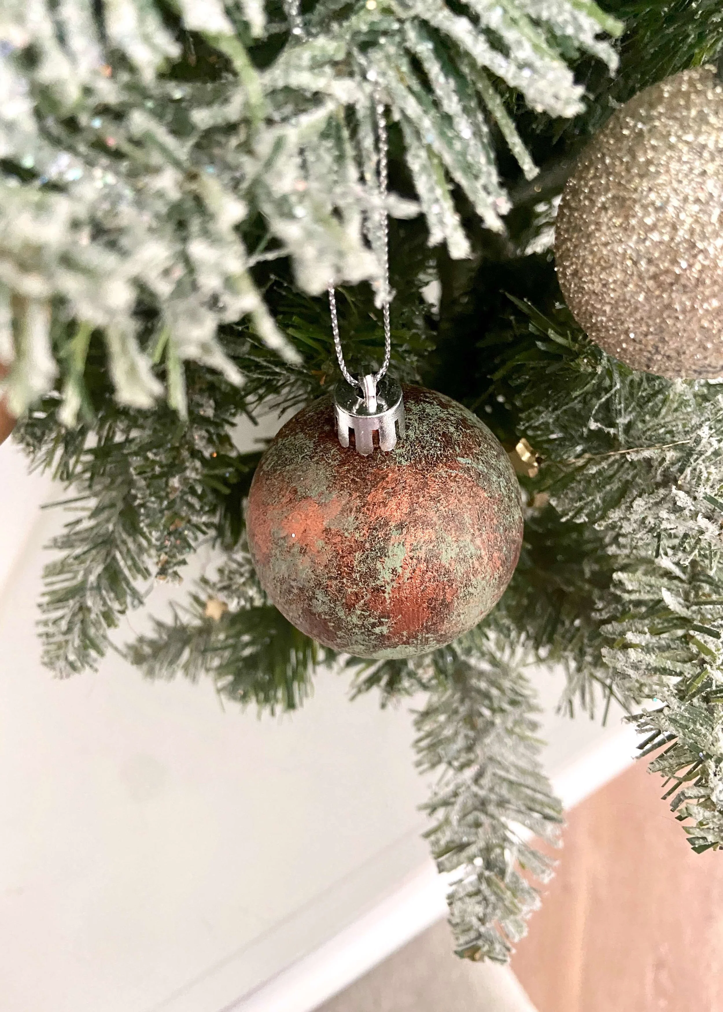 Patinated Copper Christmas Tree Ornaments — ISOSCELLA