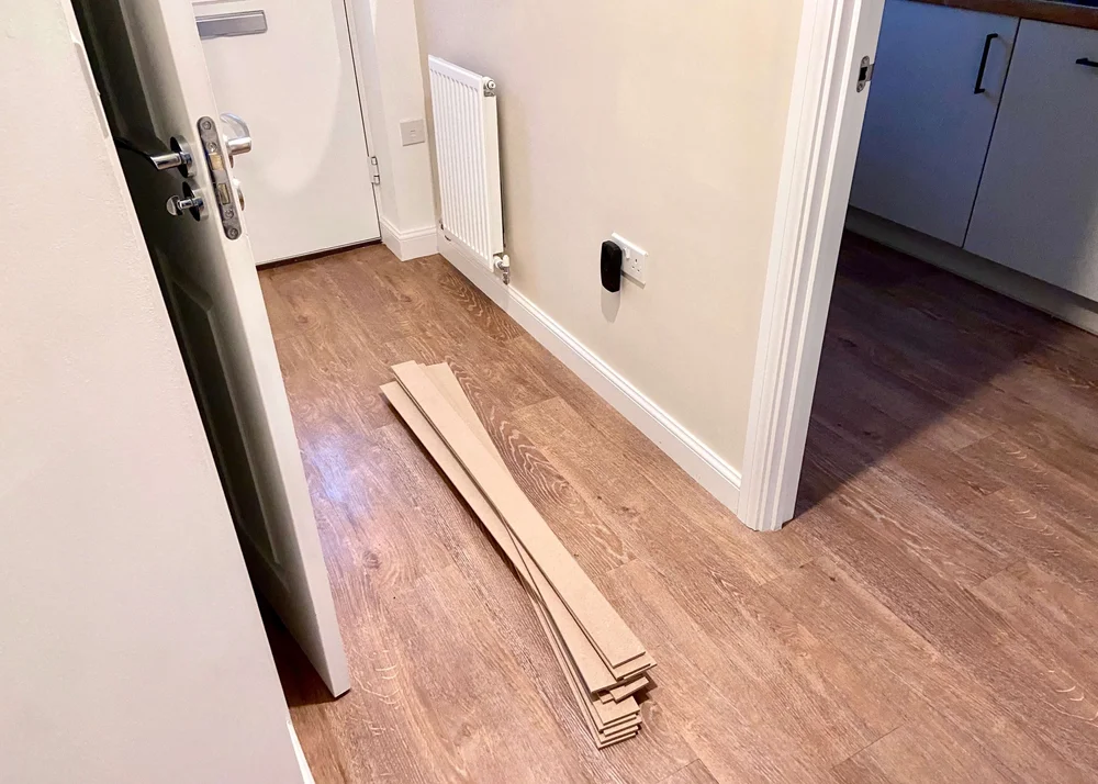 Hallway Wall Panelling + Shelf — ISOSCELLA