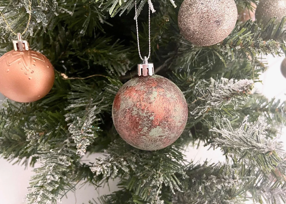 Patinated Copper Christmas Tree Ornaments — ISOSCELLA