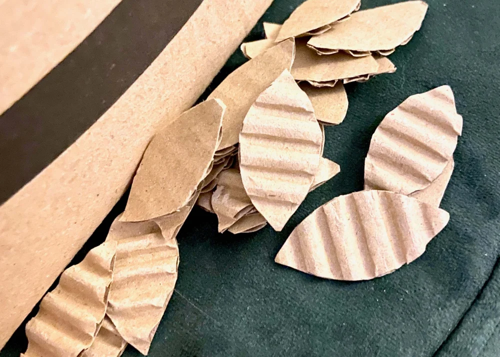 Corrugated Cardboard Bauble Upcycle — ISOSCELLA